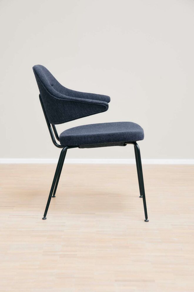 70.2 Executive 4-legged Chair – Labofa